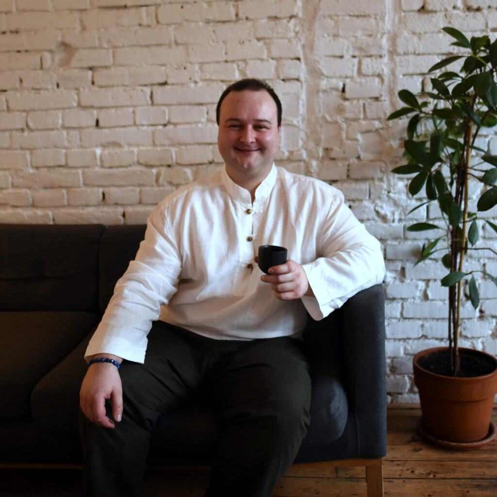 Martin Ospalík - velmistr REIKI, léčitel a učitel práce s energií